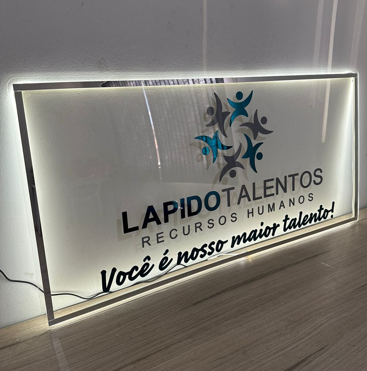 Placa Neon Led 80x50cm em Acrílico - Letreiro Personalizado - Compre ...